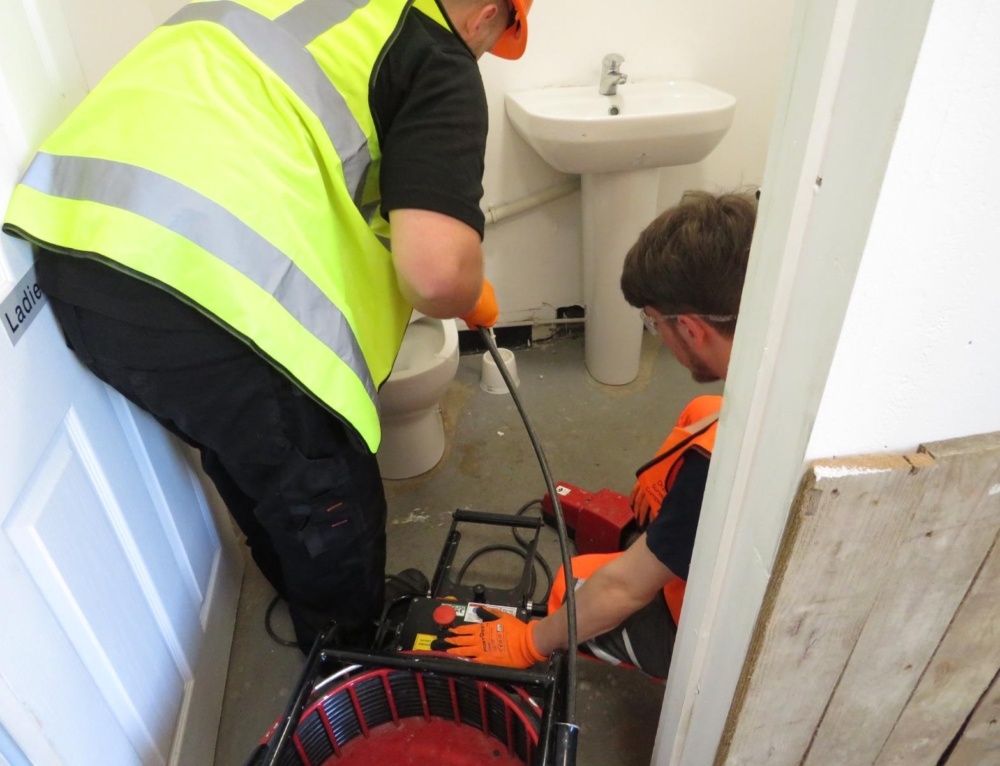 Drain testing guide - understand drain tests & surveys