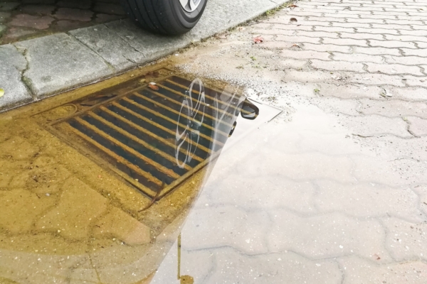 Signs your drains need jetting: when to call a professional